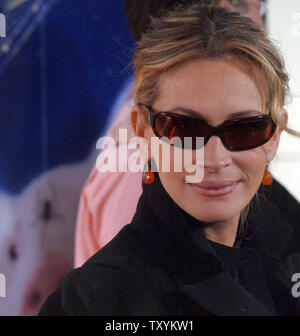Actress Julia Roberts, the voice of Charlotte A. Cavatica in the motion ...