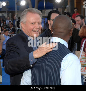 Tyrese and Jon Voight Premiere of 'Transformers' held at the Mann ...