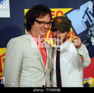 Actors Clark Duke and Seth Green pose backstage at the 2008 MTV Video ...
