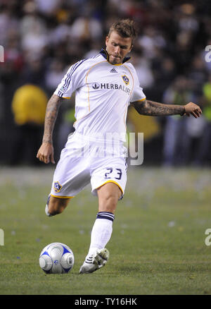 David Beckham plays for Milan against Napoli in Naples Stock Photo - Alamy