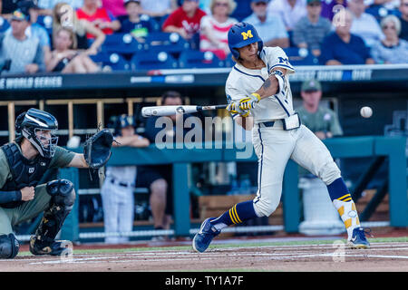 Michigan right fielder Jordan Brewer (22) celebrates after Michigan ...