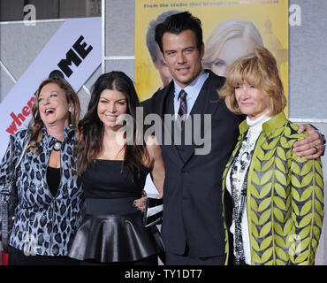 Josh Duhamel Mother Bonny Duhamel Fergie And Her Mother Terri During