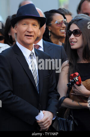 Bill Maher and girlfriend Cara Santa Maria arrive at the White House ...