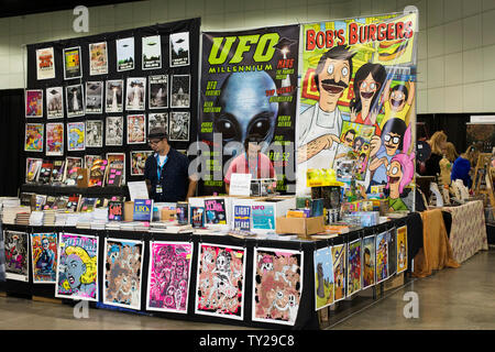 vendor booth, exhibitors floor, AlienCon, Los Angeles Convention Center ...