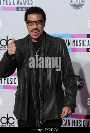 Lionel Richie arrives at the American Music Awards on Sunday, Nov. 20 ...
