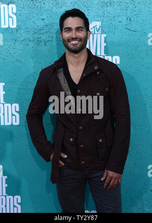 Actor Tyler Hoechlin arrives at the MTV Movie Awards at Universal ...