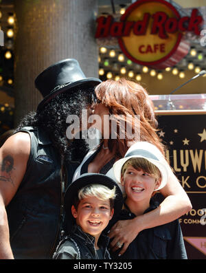 Slash Guns N Roses guitarist and wife Renee 1992 Stock Photo - Alamy