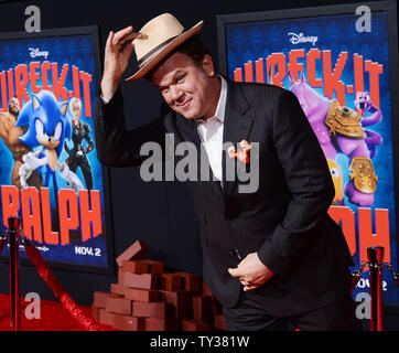 WRECK-IT-RALPH, l-r: Ralph (voice: John C. Reilly), Vanellope Von ...