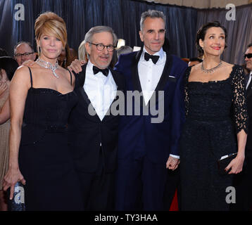 Actress Kate Capshaw, filmmaker Steven Spielberg, actor Robert De Niro ...