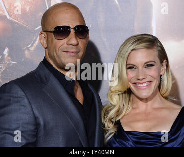 RIDDICK, from left: Vin Diesel, Katee Sackhoff, Raoul Trujillo, 2013 ...