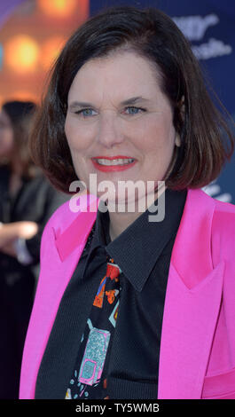 Cast member Paula Poundstone, the voice of Forgetter Paula in the ...