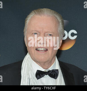 Actor Jon Voight arrives for the 68th annual Primetime Emmy Awards at ...