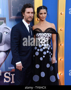 SING, Buster Moon (voice: Matthew McConaughey), 2016. © Universal ...