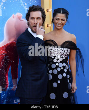 SING, Buster Moon (voice: Matthew McConaughey), 2016. © Universal ...