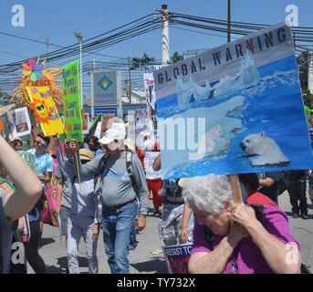 The Tesoro refinery in Carson California Stock Photo - Alamy