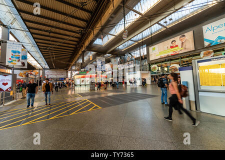 Germany, Bavaria, Munich, Hauptbahnhof, Main Train Station, interior ...