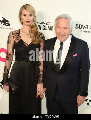 Robert Kraft and Ricki Lander arrive on the red carpet at the New York ...