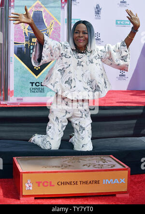 Screen legend Cicely Tyson is honored with a hand and footprint ...