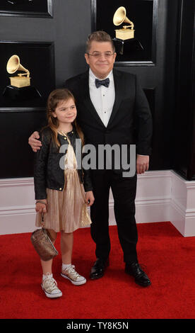 Patton Oswalt (R) and his daughter Alice arrive for the 61st annual ...