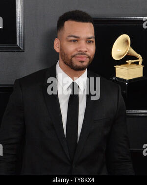 Evan LaRay arrives at the 61st Annual Grammy Awards red carpet at the ...