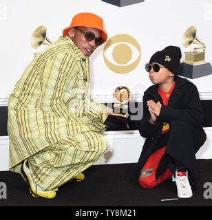 Anderson .Paak appears backstage with his award for Best Rap ...