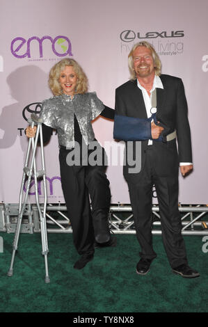 Blythe Danner and Sir Richard Branson - EMA Awards 2009 Environmental ...