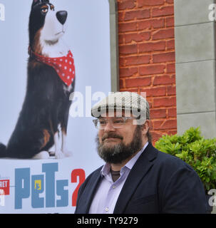 Cast member Bobby Moynihan, the voice of Forgetter Bobby in the ...