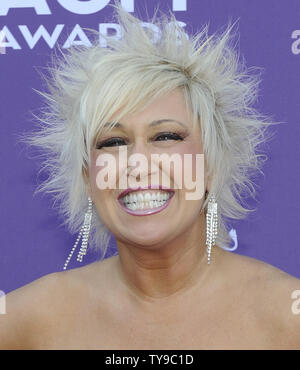 Singer Tobi Lee of Mustang Sally arrives at the 48th annual Academy of ...