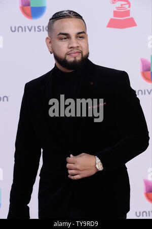 LeJuan James arrives on the red carpet for the 17th annual Latin Grammy ...