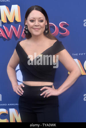 Singer Hillary Lindsey attends the 53rd annual Academy of Country Music ...