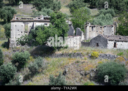 Chorio di San Lorenzo - Reggio Calabria - Rural Village " Casselle ...