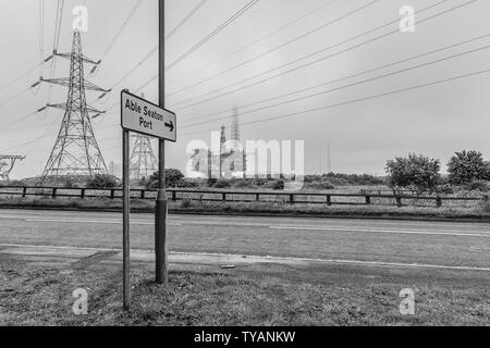 Shell's Brent Bravo oil rig in a North Sea storm Stock Photo - Alamy