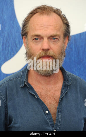Australian actor Hugo Weaving in February 2004 Stock Photo - Alamy