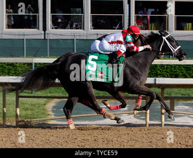 Eight Belles #5 with Gabriel Saez up crossed the finish line in second ...