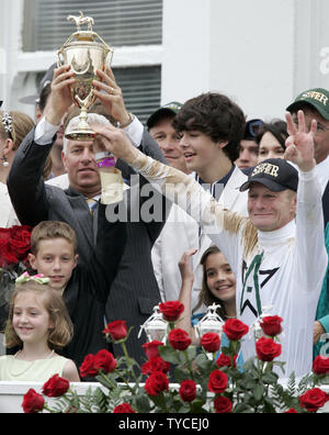 Jockey Calvin Borel and trainer Todd Pletcher, left, after winning the ...