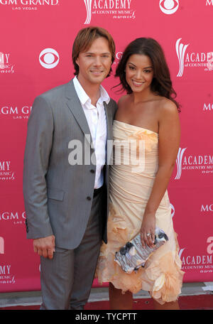 Erika Page White arrives for the 43rd Academy of Country Music Awards ...