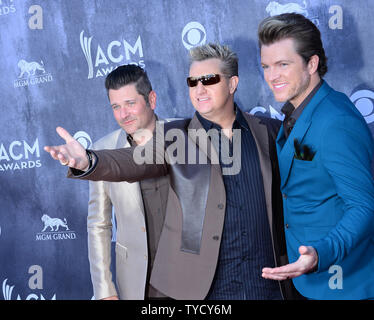 Gary LeVox, of the musical group Rascal Flatts, left, and Brandon ...