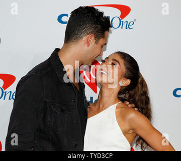 Wells Adams, Sarah Hyland 2018 IHeart Radio Music Festiva--Day 1 ...