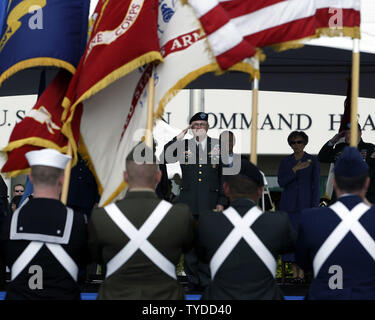 change of command ceremony, color guard, Japan, USS Blue Ridge (LCC 19 ...