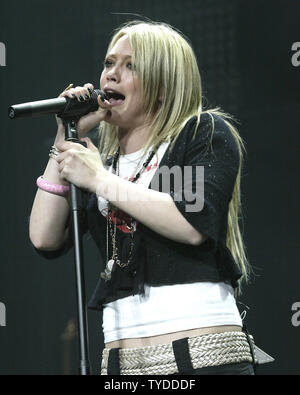 Hilary Duff performs at the Y100.7 Jingle Ball concert, at the Office ...