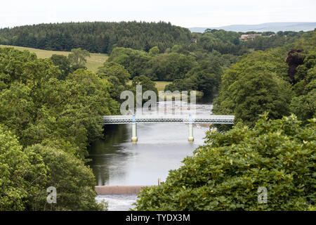 The River Tees and the Deepdale Aqueduct Bridge (Silver Bridge) in ...