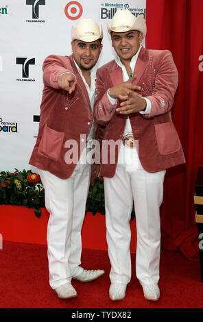 Montel De Durango arrive on the red carpet for the 2008 Latin Billboard ...
