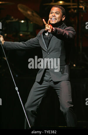 R & B singer Maxwell performs in concert at the American Airlines Arena ...