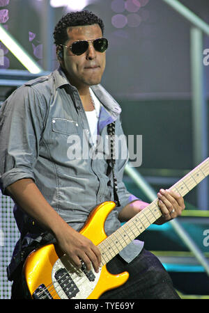 Max Santos of Aventura performs at the Seminole Hard Rock Hotel and ...