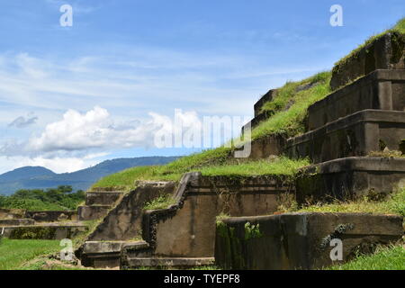 The pyramid at San Andres Mayan ruins in the valley of Zapotitán, El ...