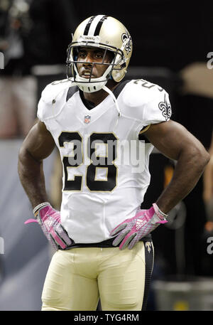 Dallas Cowboys running back and Super Bowl MVP Emmitt Smith waves from ...