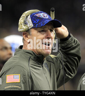 Tennessee Titans interim head coach Mike McCoy watches his players ...