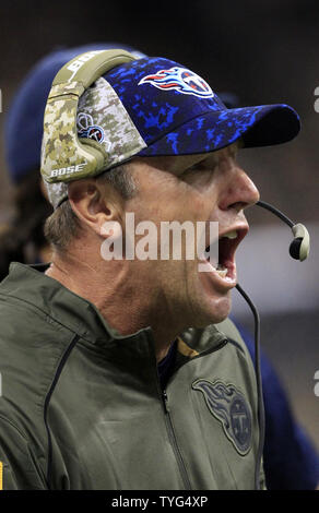 Tennessee Titans interim head coach Mike McCoy watches his players ...