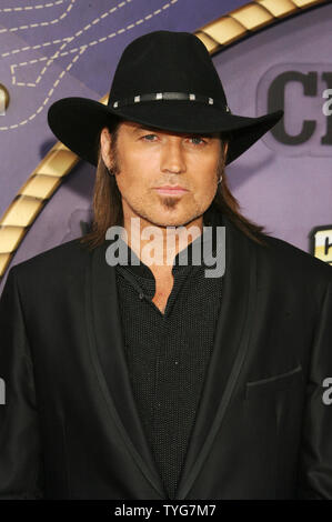Billy Ray Cyrus arrives for the 2008 CMT Awards at the Curb Event ...