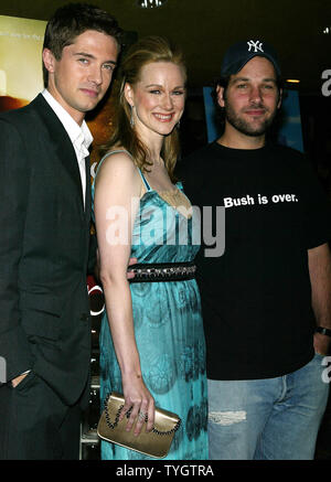 P.S., Laura Linney, Topher Grace, 2004, (c) Newmarket/courtesy Everett ...